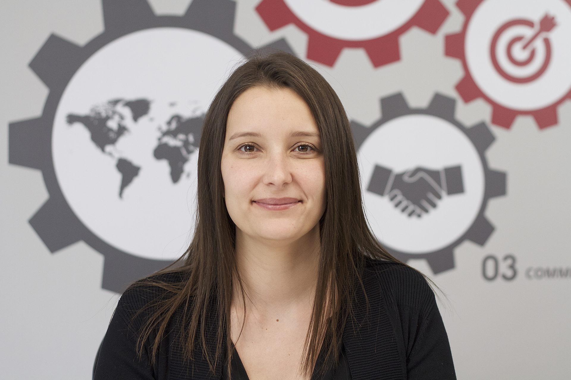Erica Español - Import Department | Cargo Flores